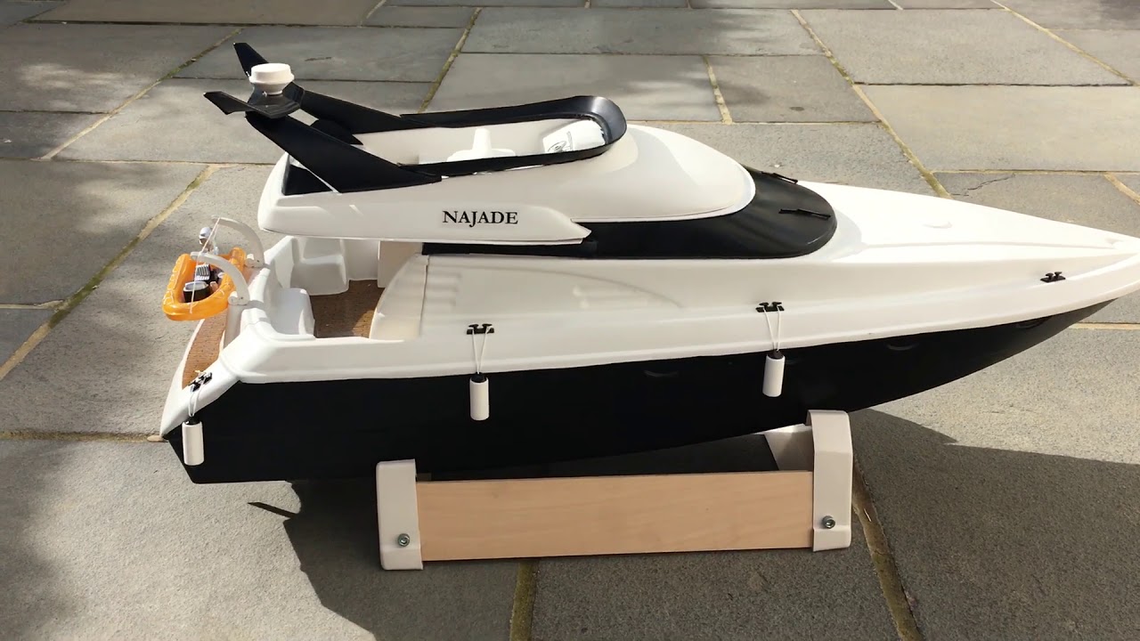 Robbe Najade - YouTube