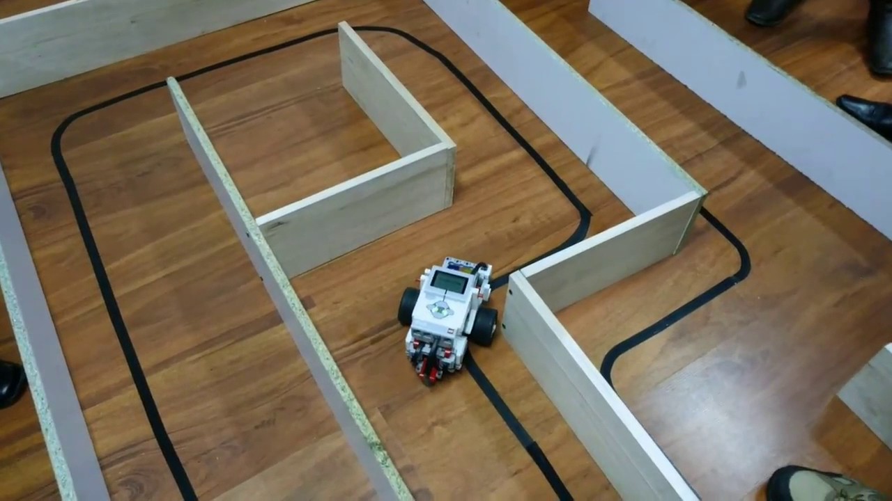 Práctica Prototipo LEGO EV3 - YouTube