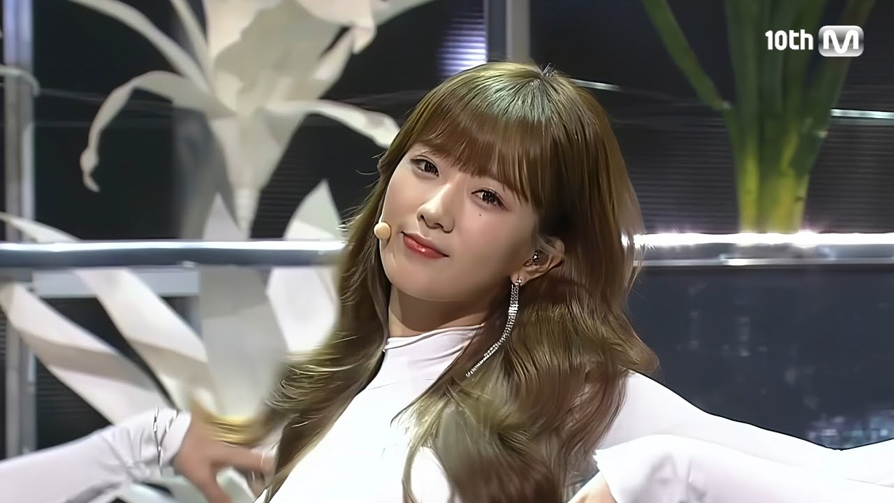 [4K AI Upscale] 160929 Apink - 내가 설렐 수 있게 (Only One) @ Mnet Japan M ...