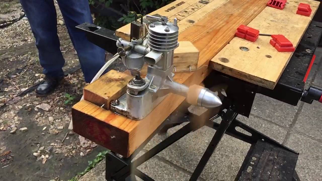 Eta '5' Diesel engine - YouTube