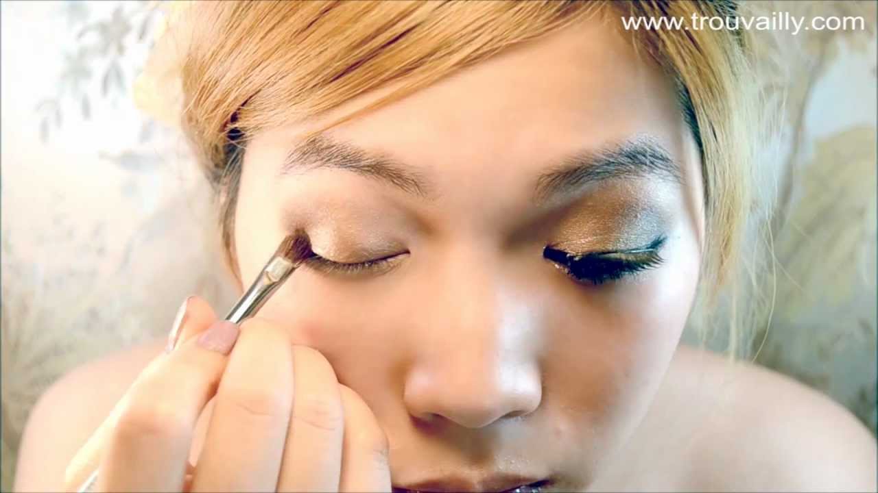 Big Eye Japanese Dolly Makeup Tutorial Using Geo Ultra Black Contacts - YouTube