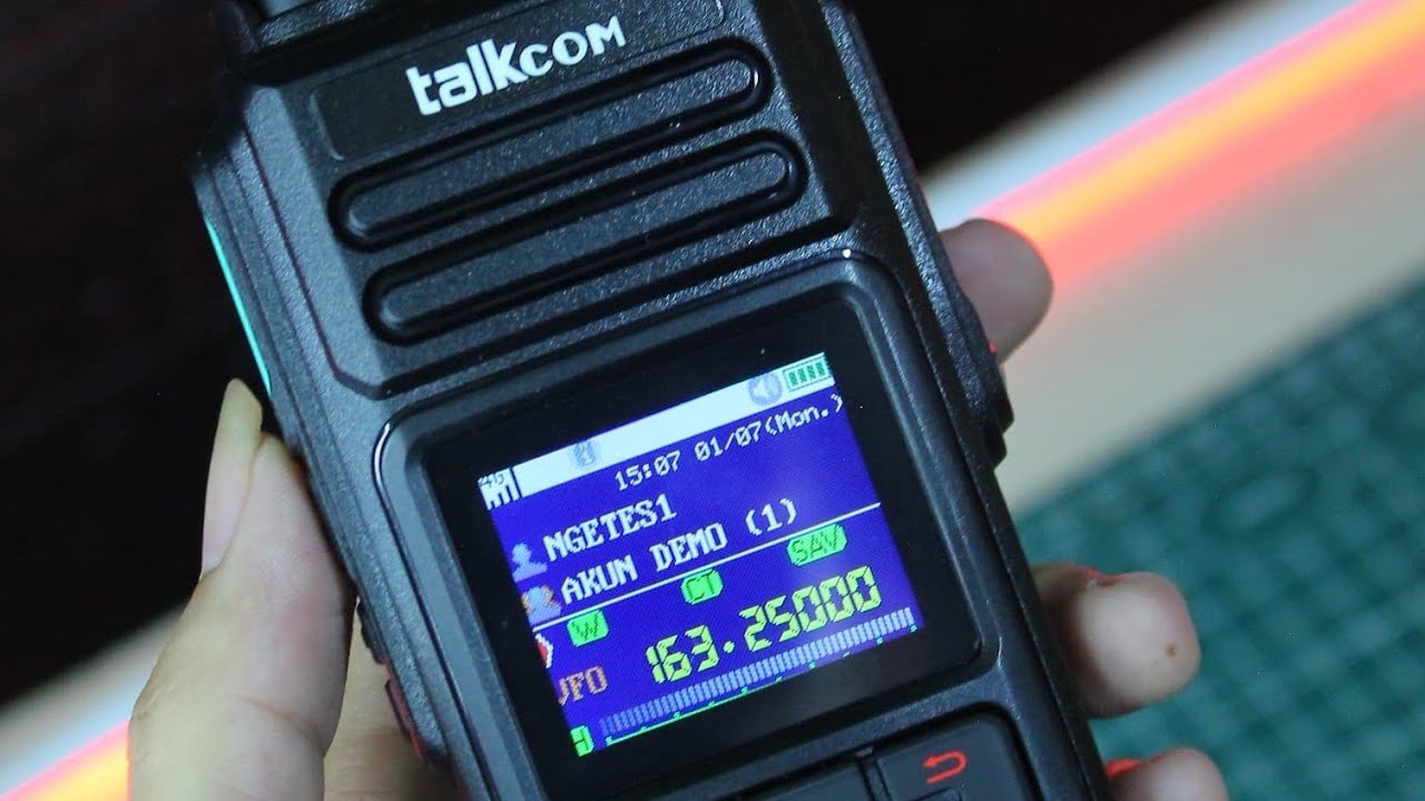 HT Hybrid talkcom TC-988 Plus - YouTube