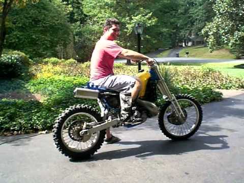 1990 Suzuki RM250 First Start After Rebuild - YouTube