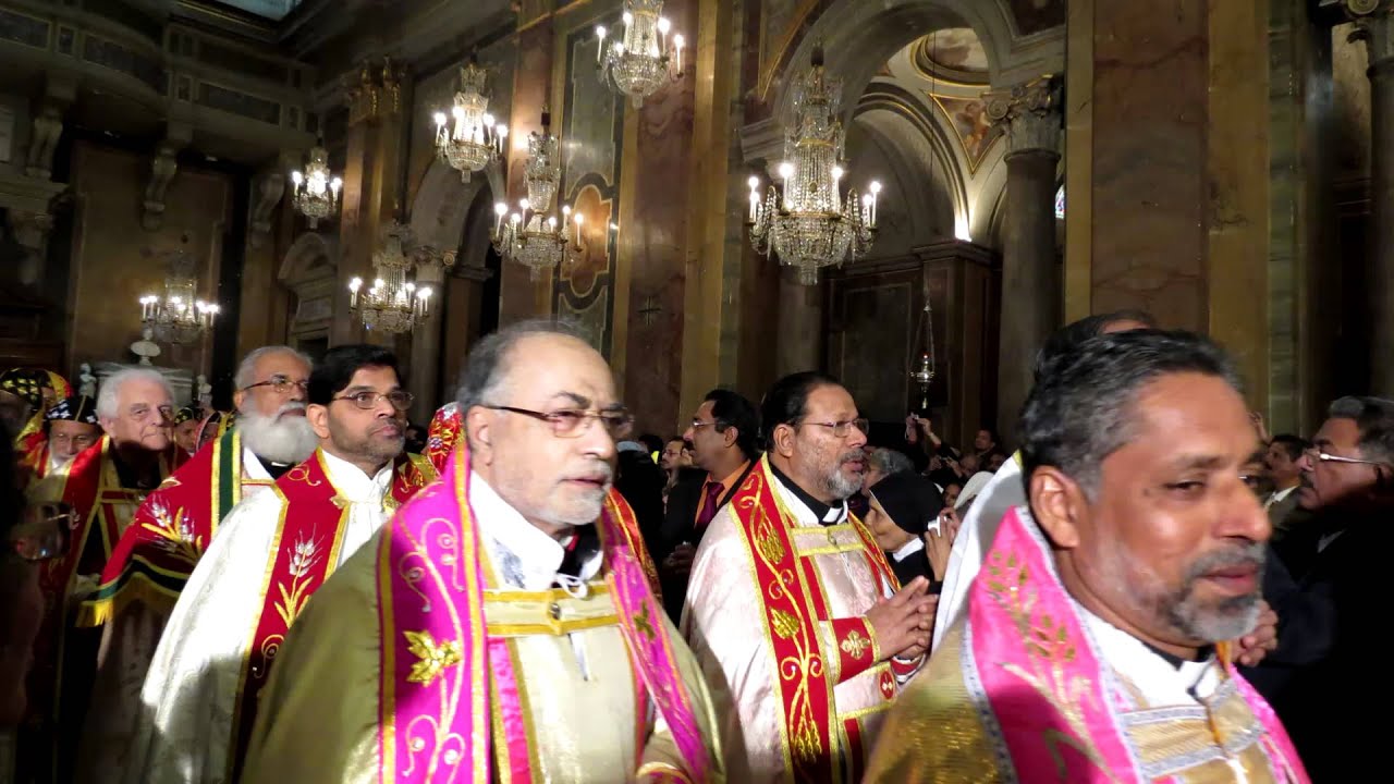 Moran Mor Baselios Cardinal Cleemis Catholicos - Qurbono - Part 1 - YouTube