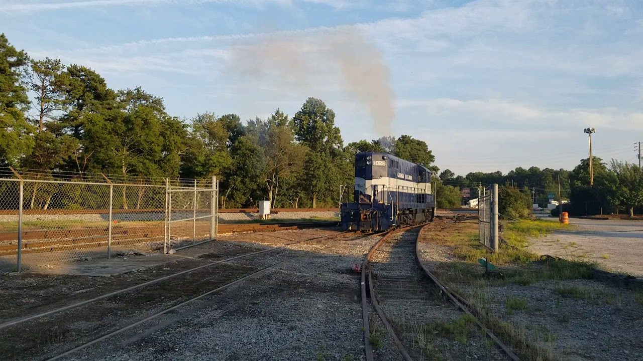 GARR 1026 Getting Some Exercise at Southeastern Railway Museum - YouTube