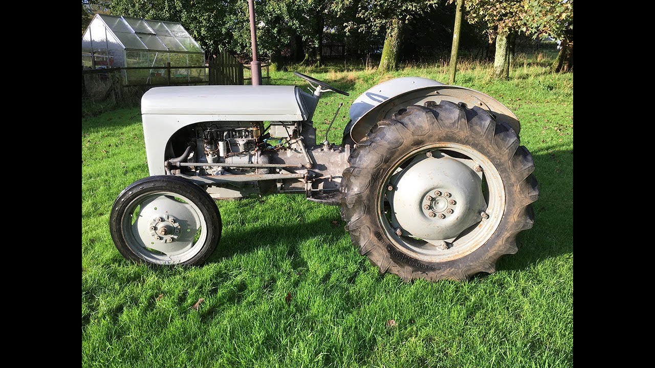 FERGUSON TE20 GREY FERGIE ROAD REG SOLD BY www.catlowdycarriages.com ...