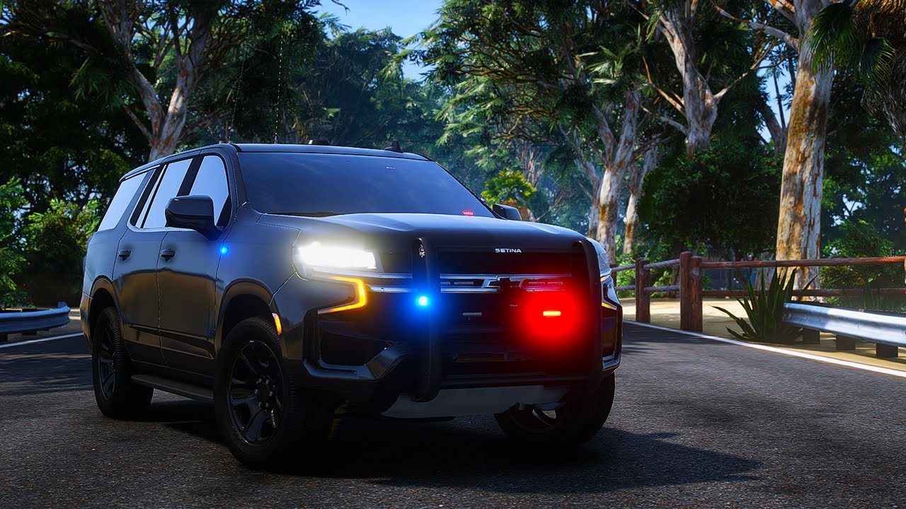 PLAYING As A COP in Diverse Roleplay GTA 5 RP - YouTube
