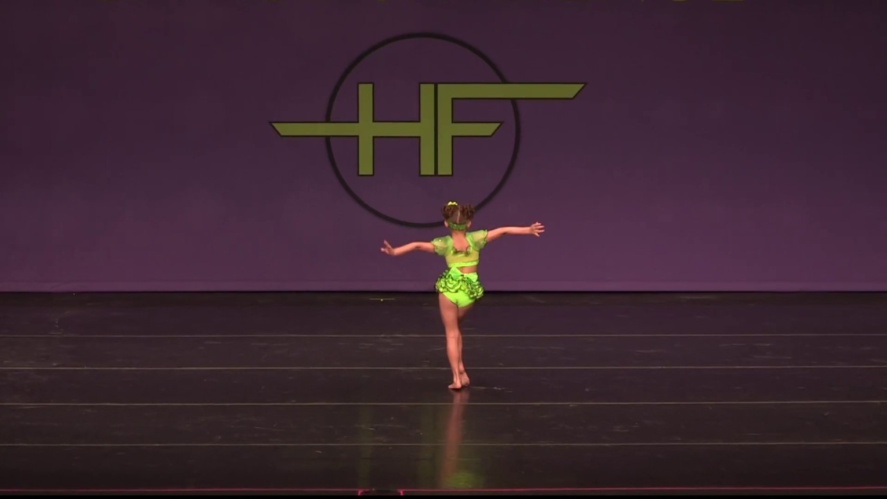 Mini Acro Solo // Hit the Road Jack - Natalie Jaime - YouTube