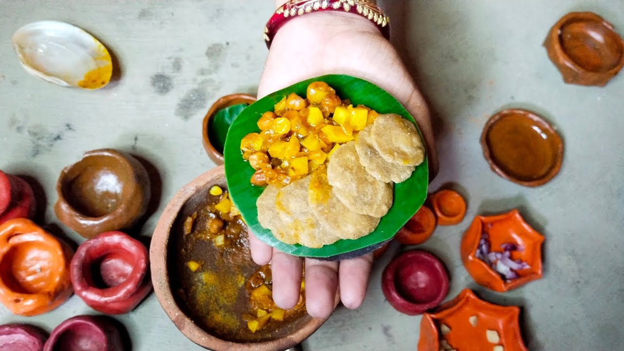 Miniature Luchi Ghugni Masala | Masala Luchi Ghugni | Mini Food - YouTube