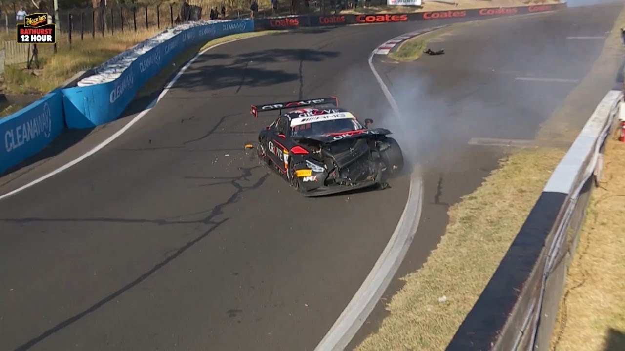 Bathurst 12hr Bottom split + Rain - YouTube