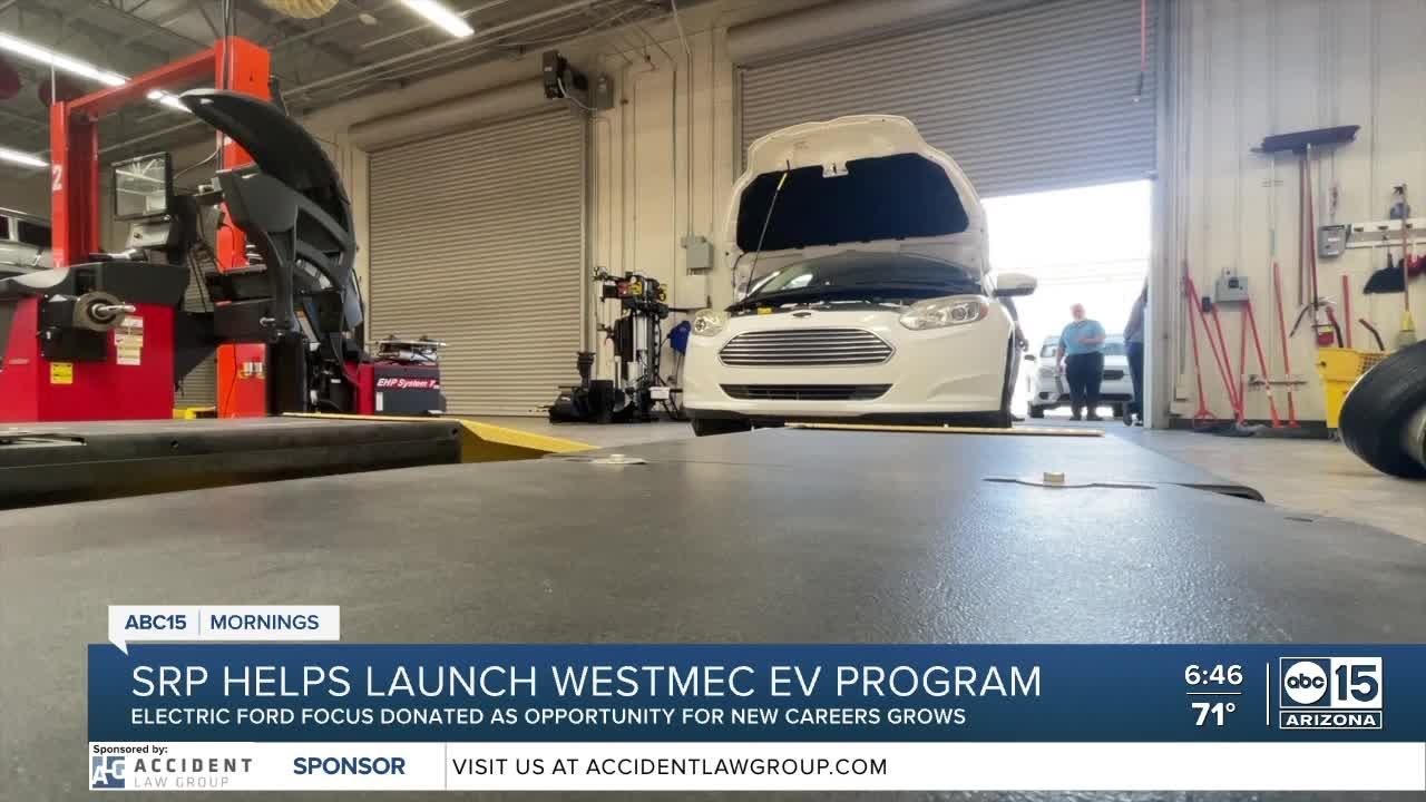 SRP helps launch West-MEC EV program - YouTube