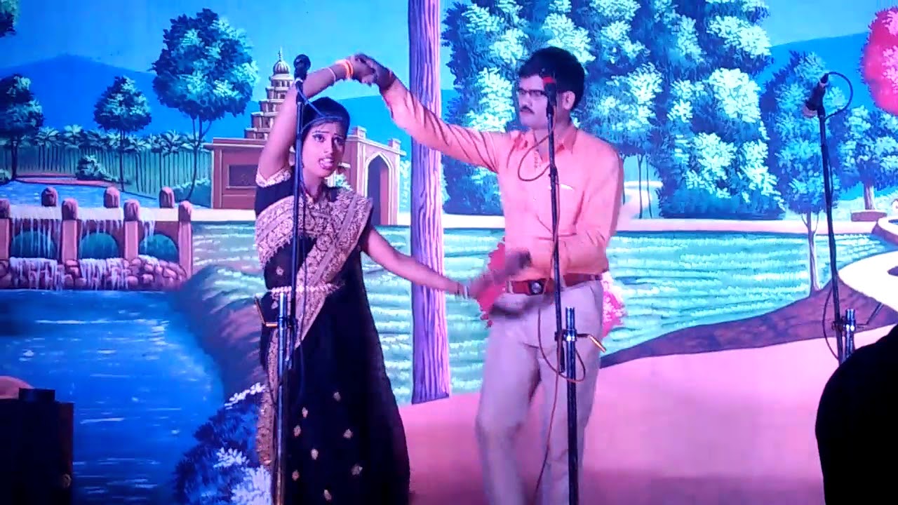 Uttar Karnataka kannad nataka dance - YouTube