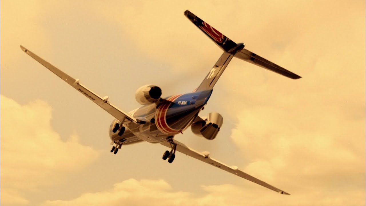 TAM Airlines Flight 402 - Crash Animation - YouTube
