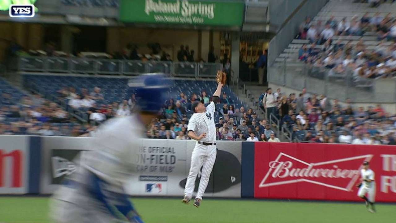 KC@NYY: Headley jumps to rob Dyson of a base hit - YouTube