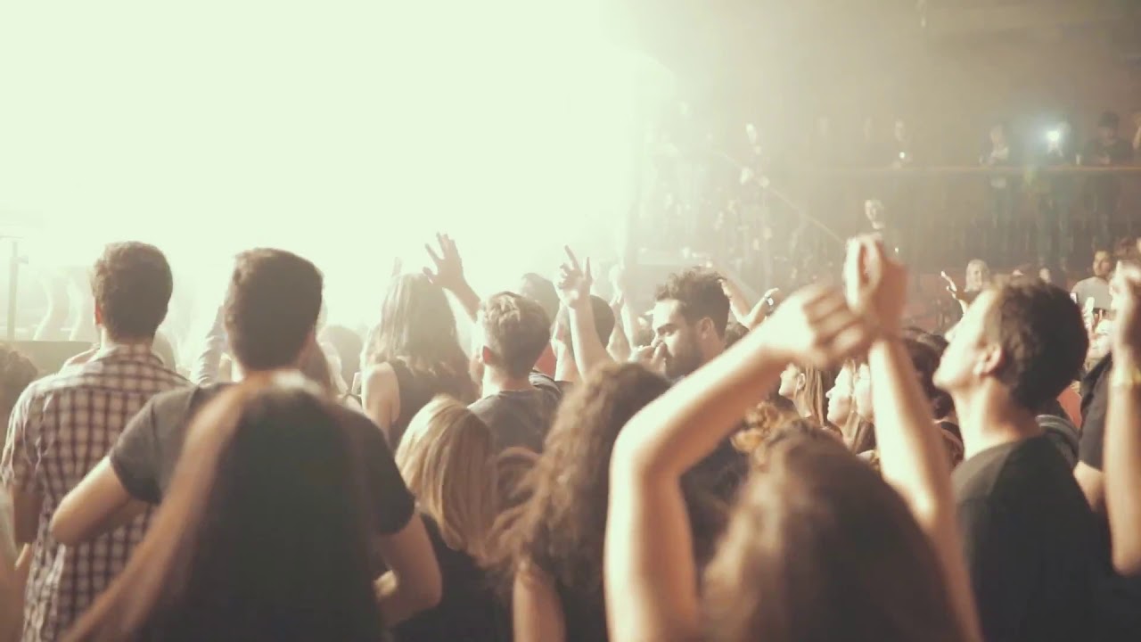 Cheering Crowd - YouTube