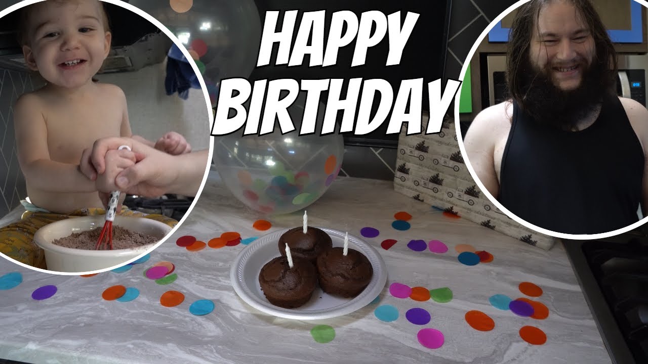Baby Surprises Dad on his Birthday - YouTube