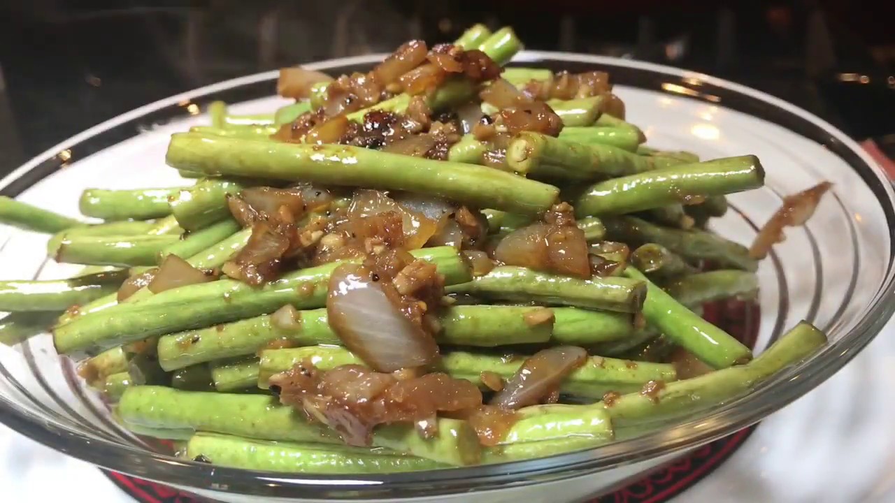 Adobong Sitaw:Sauteed Long Beans in Soy Sauce and Vinegar - YouTube