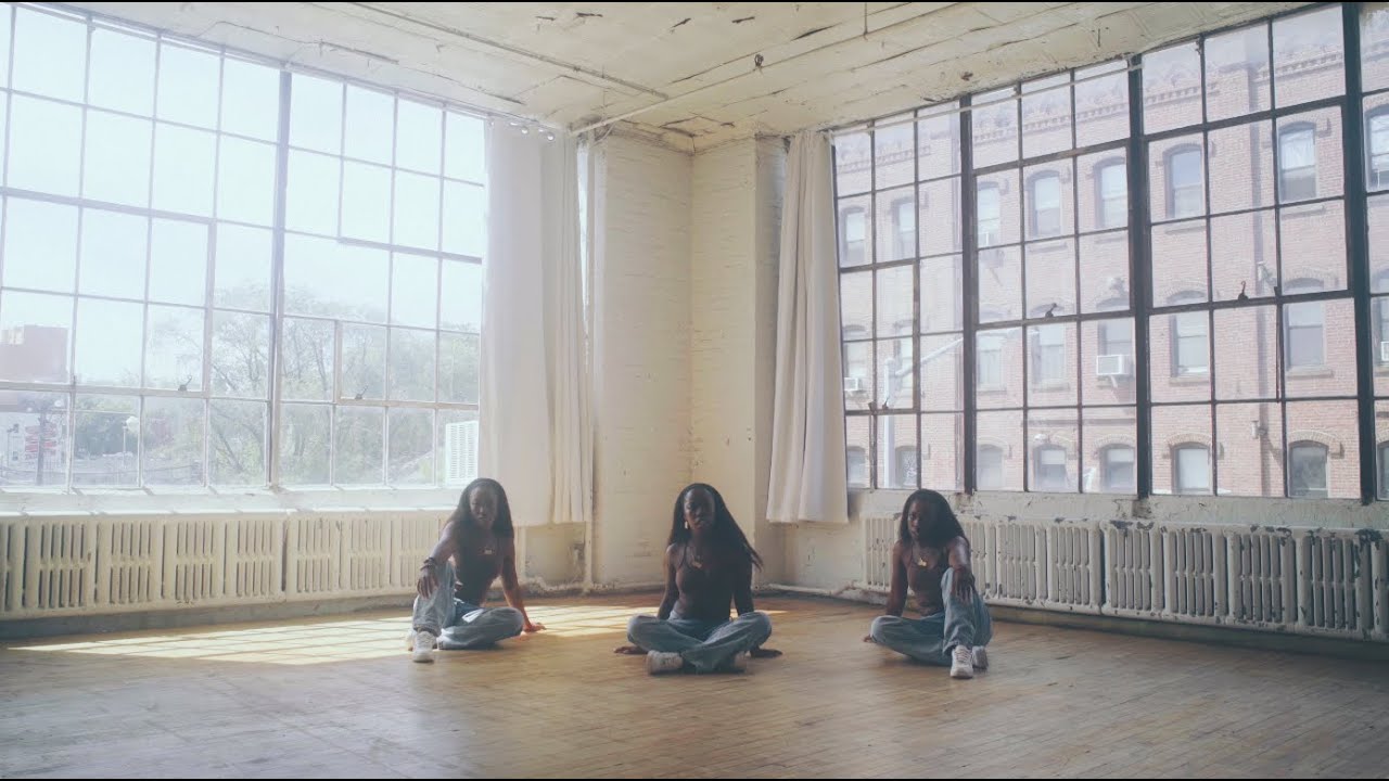 Anayka She - 23 (Official Music Video) - YouTube