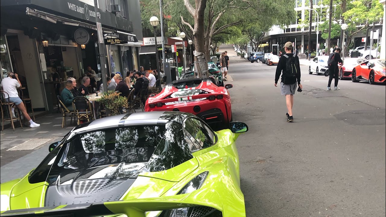 Clean double bay car spotting - YouTube