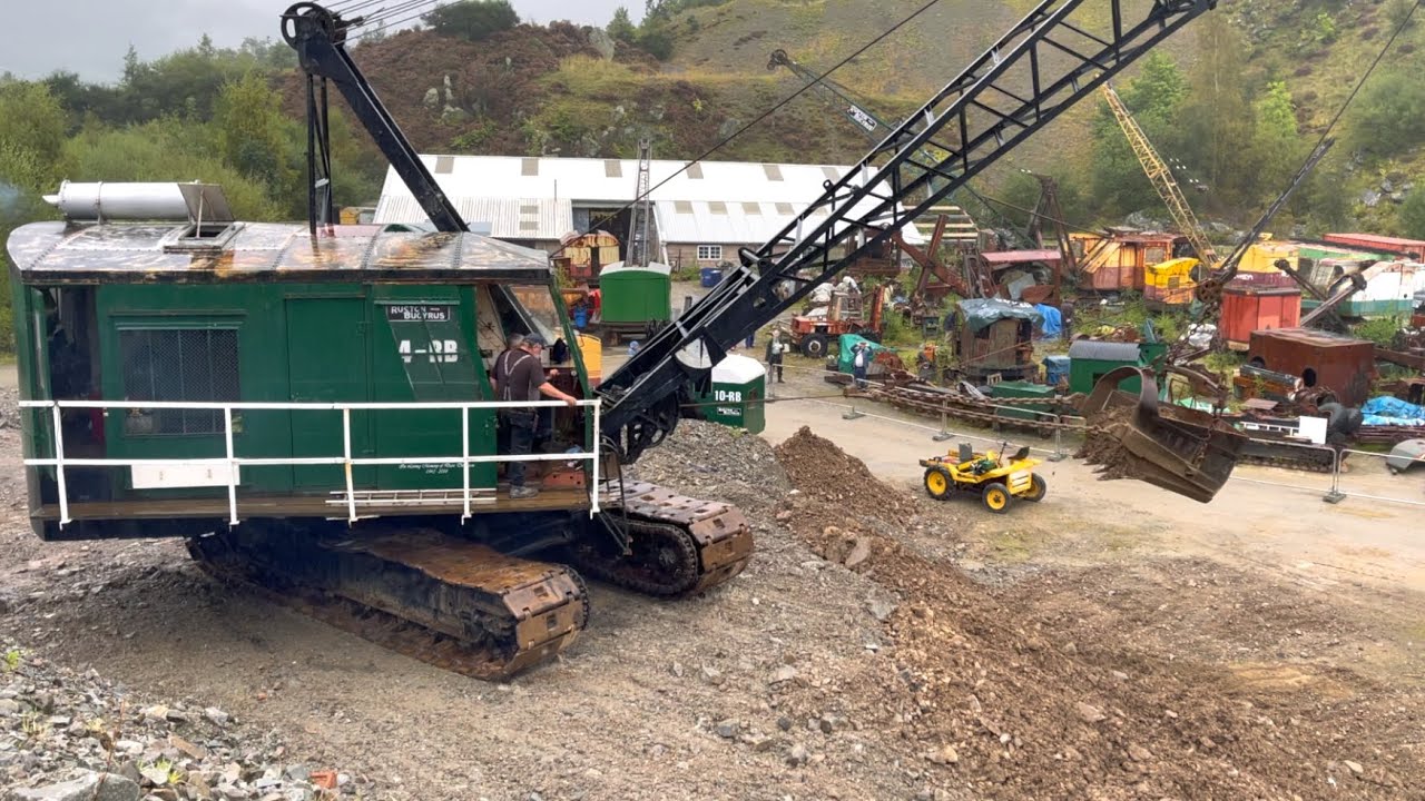 Ruston Bucyrus 54RB Dragline - YouTube