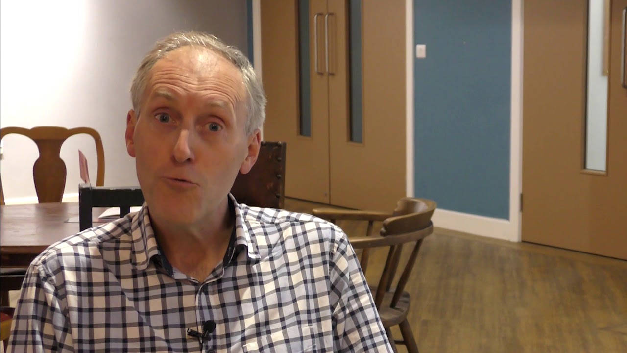 Roger Liddle plays David Horton - The Vicar of Dibley - YouTube