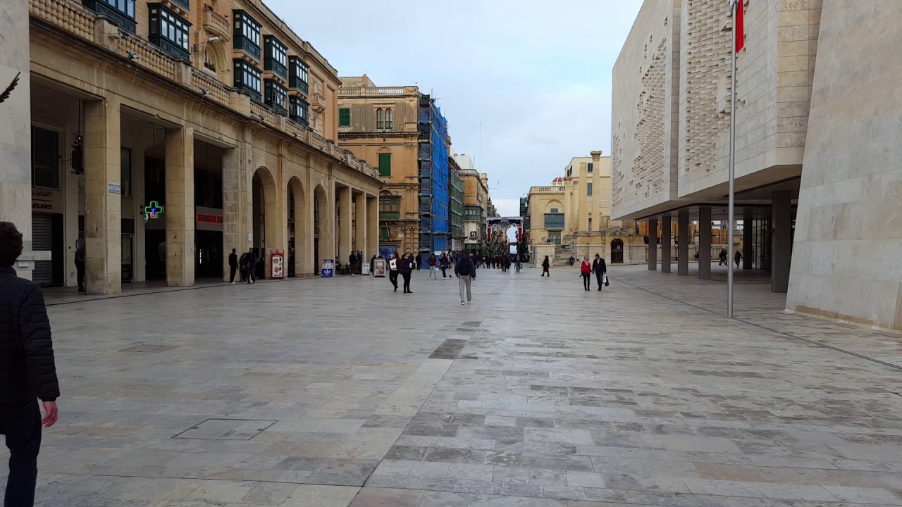 Malta - Valletta - Triq Ir-Repubblika & New Parliament Building - YouTube