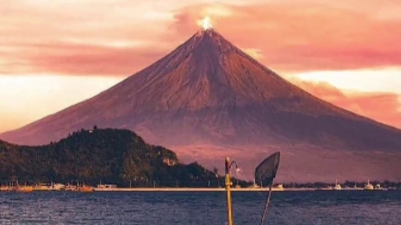 The Beautifu Mayon Volcano and the wonders of nature God Give to us ...
