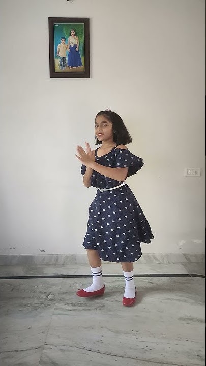 Mai chali mai chai dekho pyar ki gali.. purvi's blog.. - YouTube