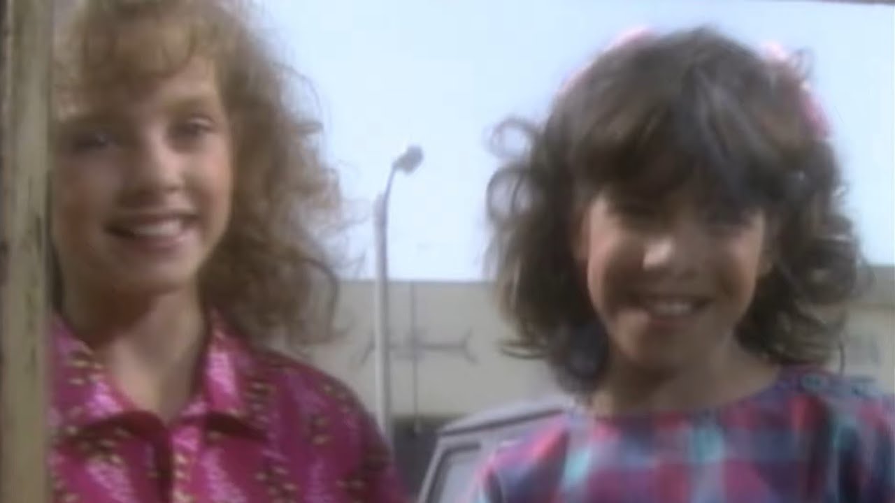 Kidsongs - How Much Is That Doggie In The Window - YouTube