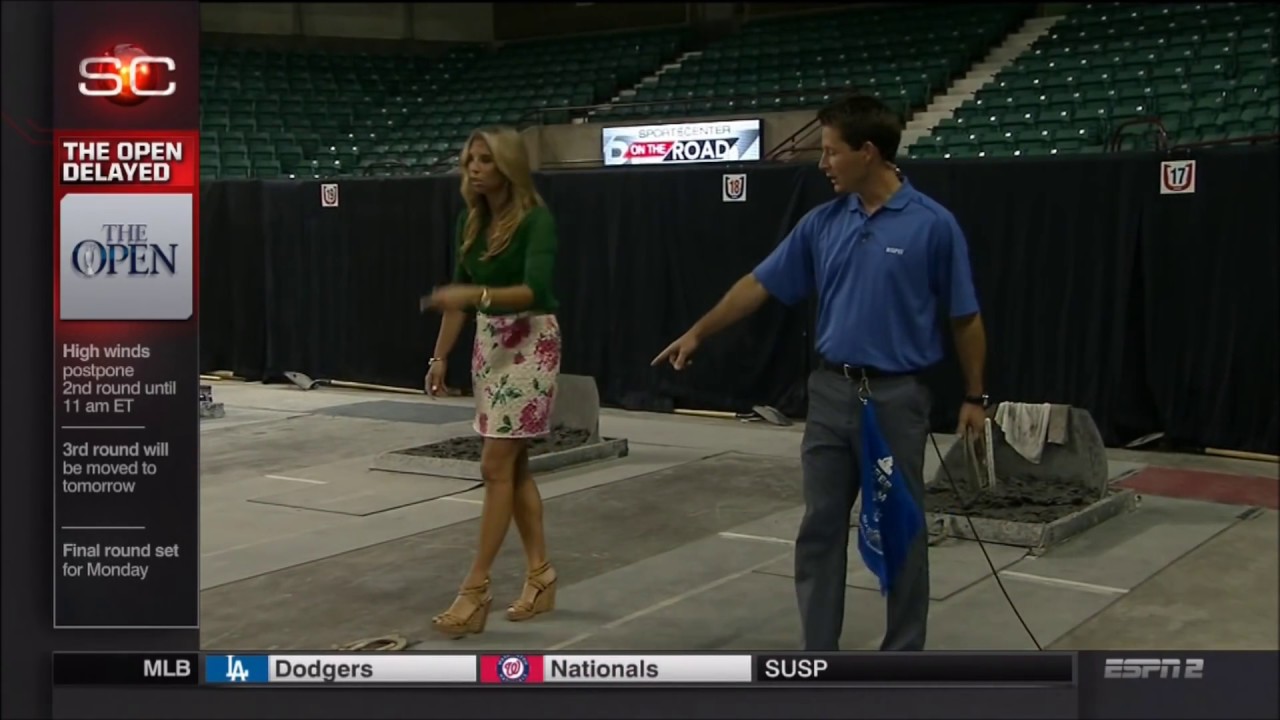 Sara Walsh Sexy Legs Playing Horseshoe (ESPN) - YouTube