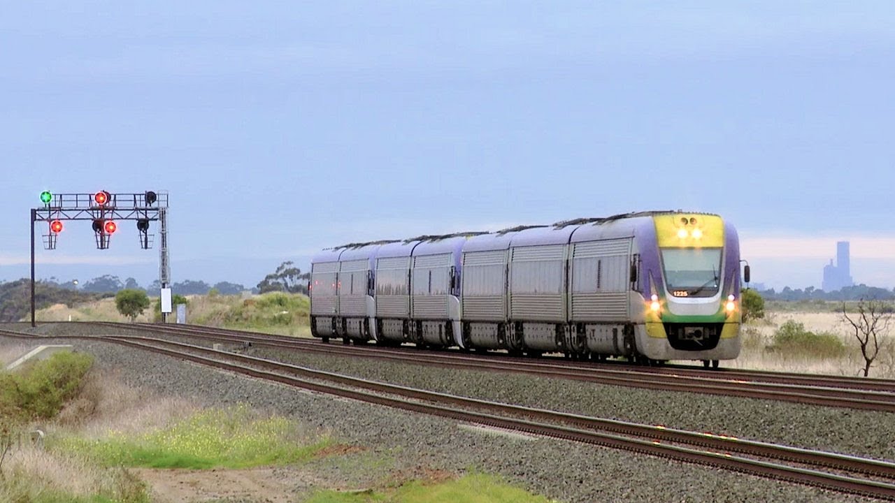 Three V/line Passenger Trains - PoathTV Australian Railroads & Railways ...