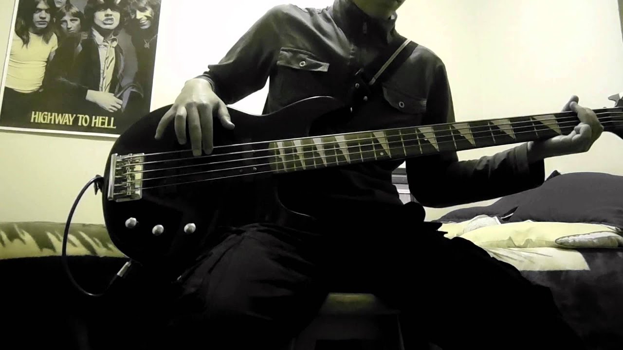Arctic Monkeys Crying lightning (Bass line) - YouTube
