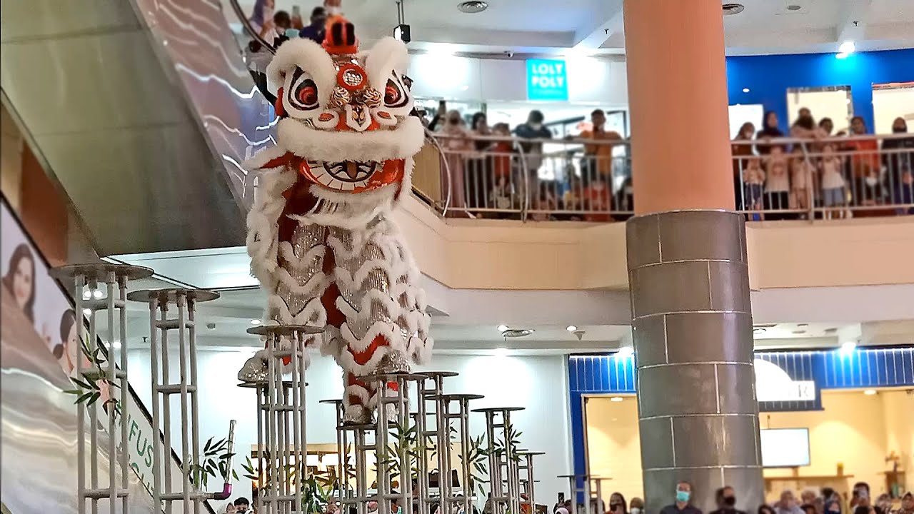 Barongsai Tonggak Patok Besi | Lion Dance | Lunar Chinese New Year 2023 ...
