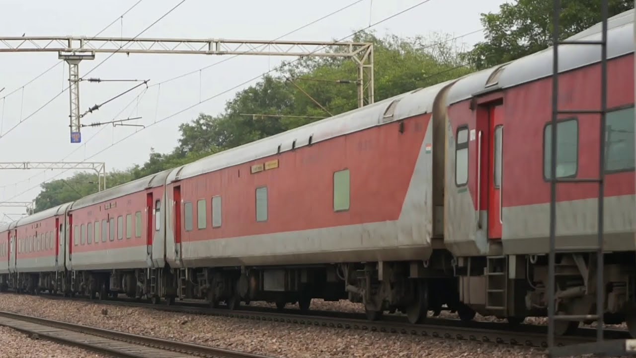 2019 old video Rajdhani express - YouTube