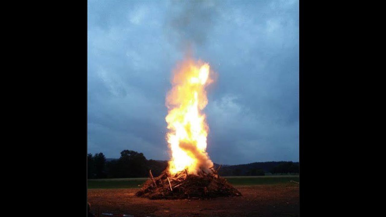Best Way to Start a Brush Fire - YouTube