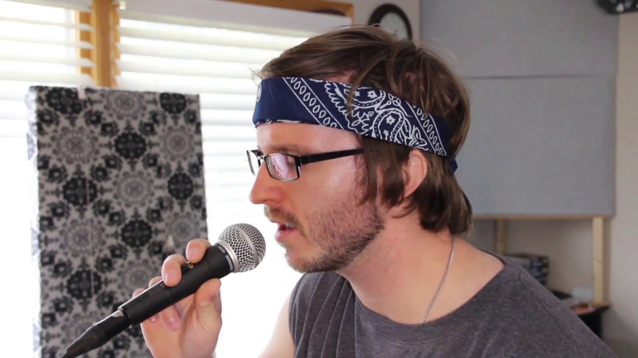 Home Studio Vlog - Producing Music and Video Simultaneously - YouTube