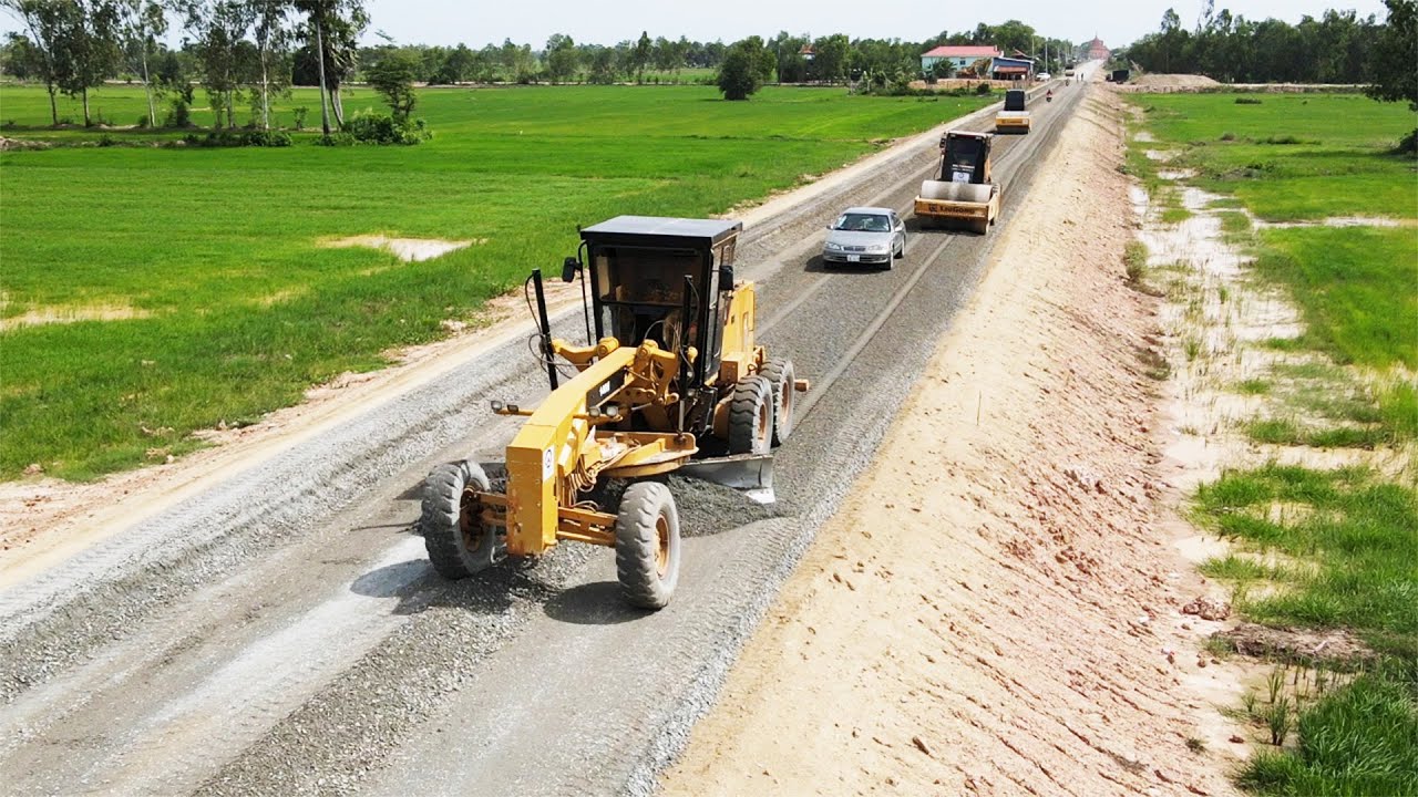Wonderful Roller And Motor Grader Grading Gravel Build Road - YouTube