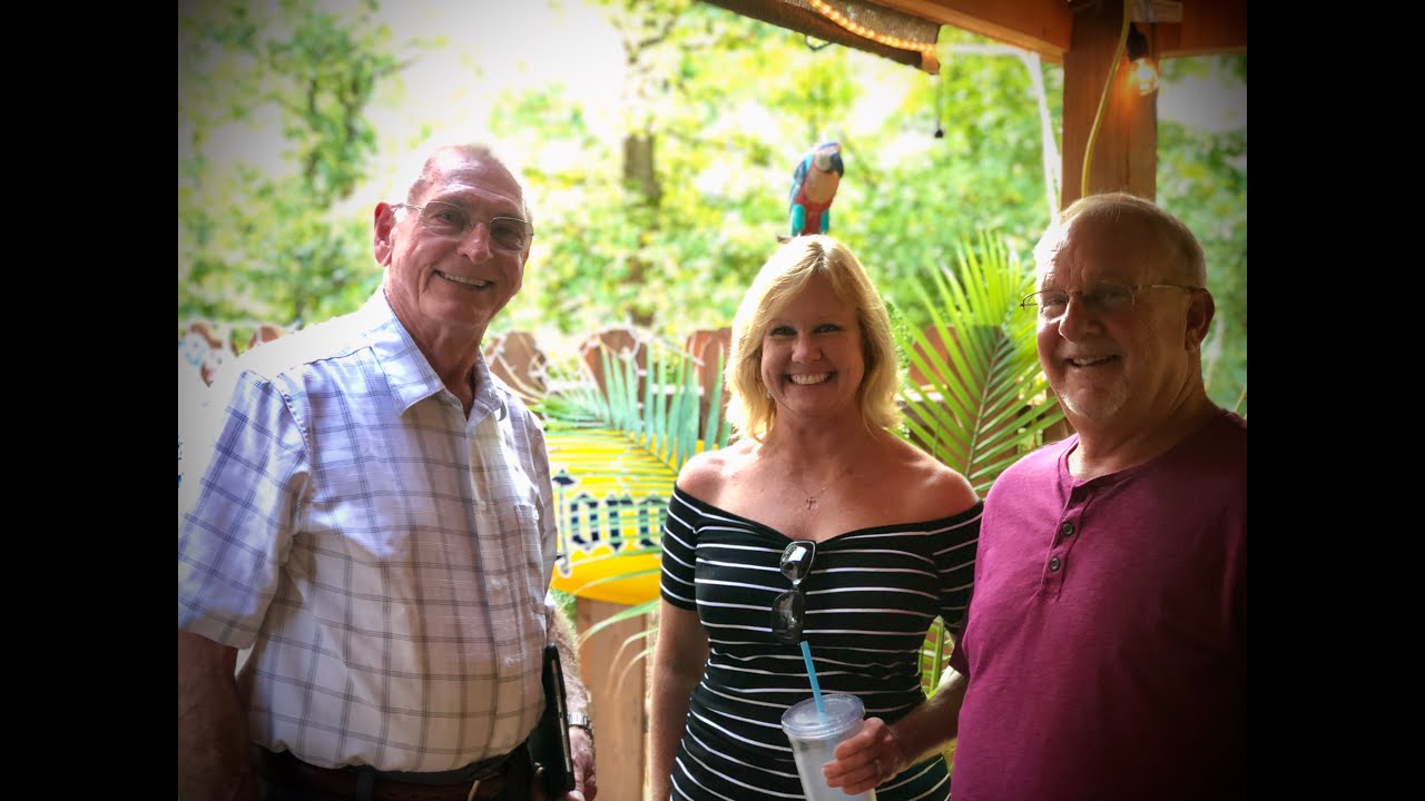 Doug and Suzy Barnes memories - Dec. 27, 2019 - YouTube