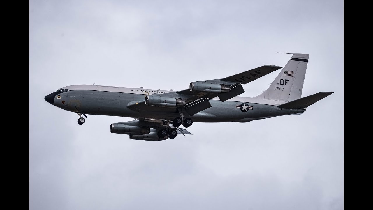 Boeing WC 135 CONSTANT PHOENIX Istres 03 Avril 2019 - YouTube