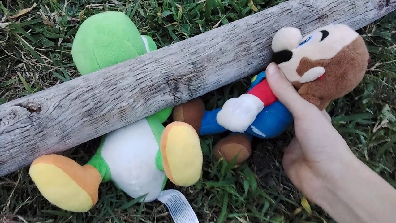 Yoshi gets stuck! - YouTube