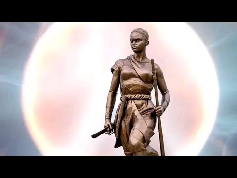 Le Monument « Amazone » de Cotonou 🇧🇯 se dévoile au public - YouTube