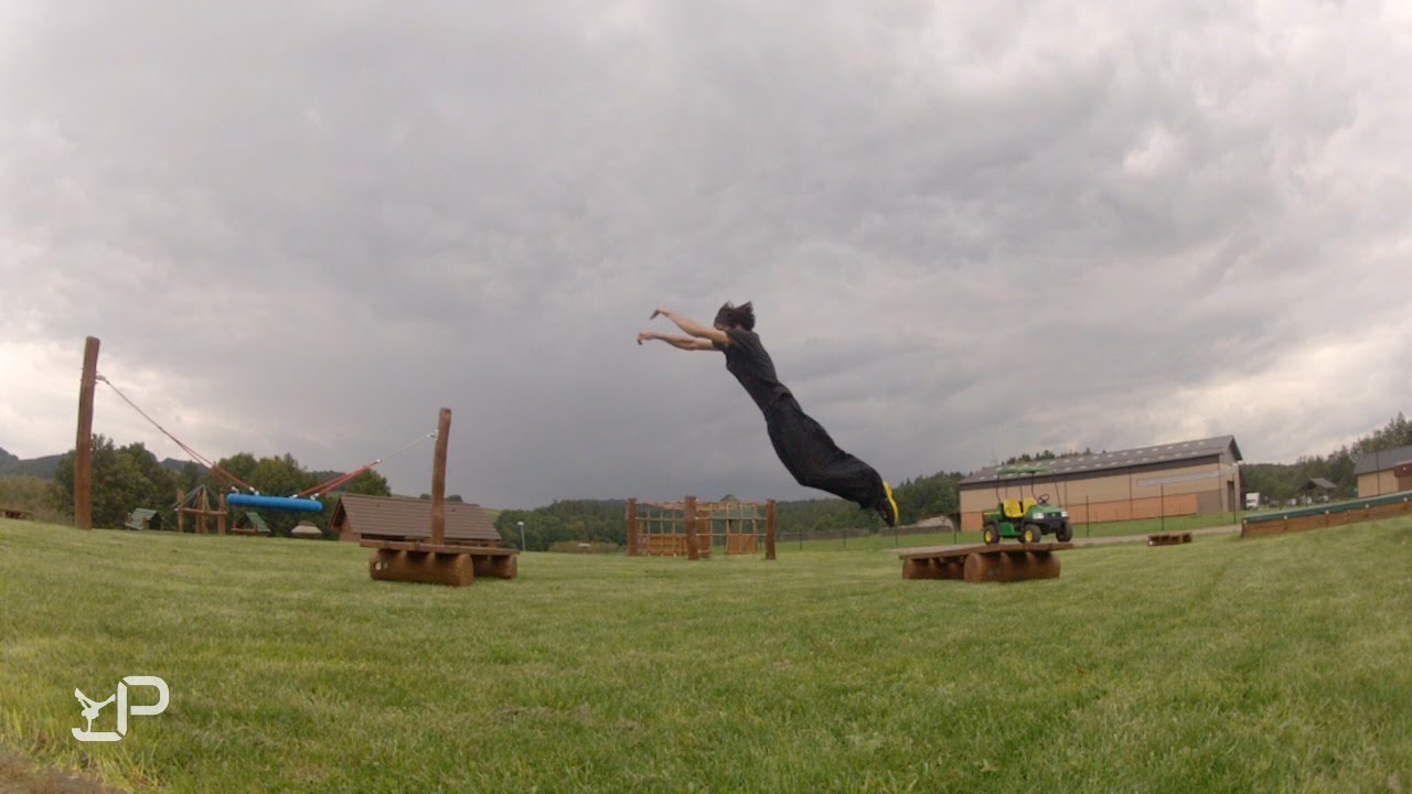 Precision jump - Basic Parkour/Freerun trick - YouTube