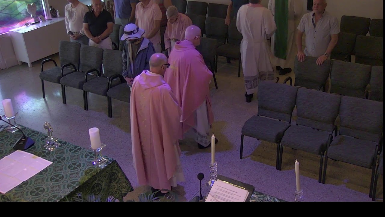 Sunday Morning 11:00 AM Mass with Fr. Jamie - YouTube