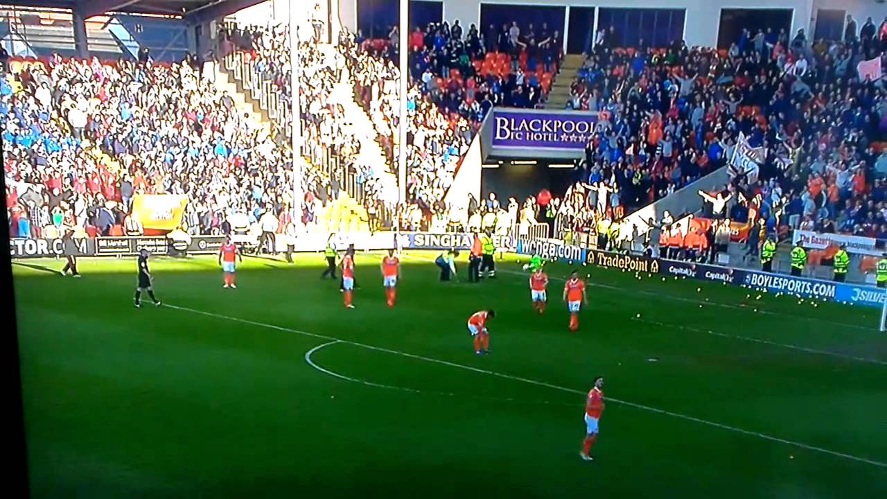 Tennis Ball protest Blackpool FC - YouTube