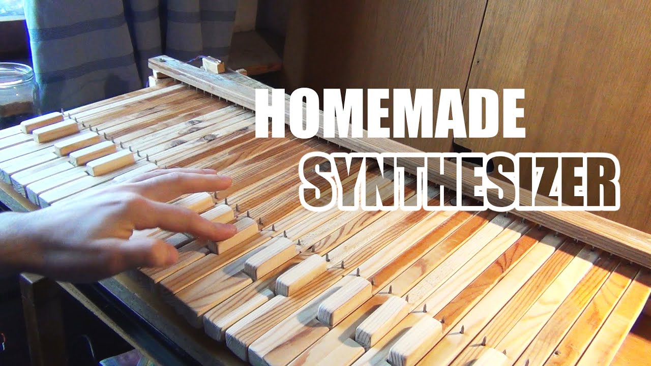 Homemade Wooden Synthesizer - Bass Synthesizer - YouTube