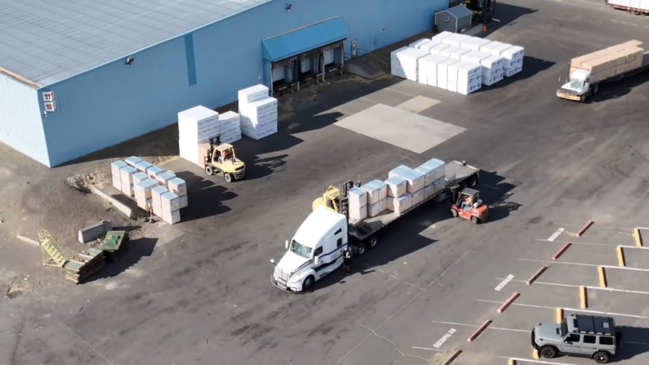OTR Flatbed Trucking #374. Same day delivery. - YouTube