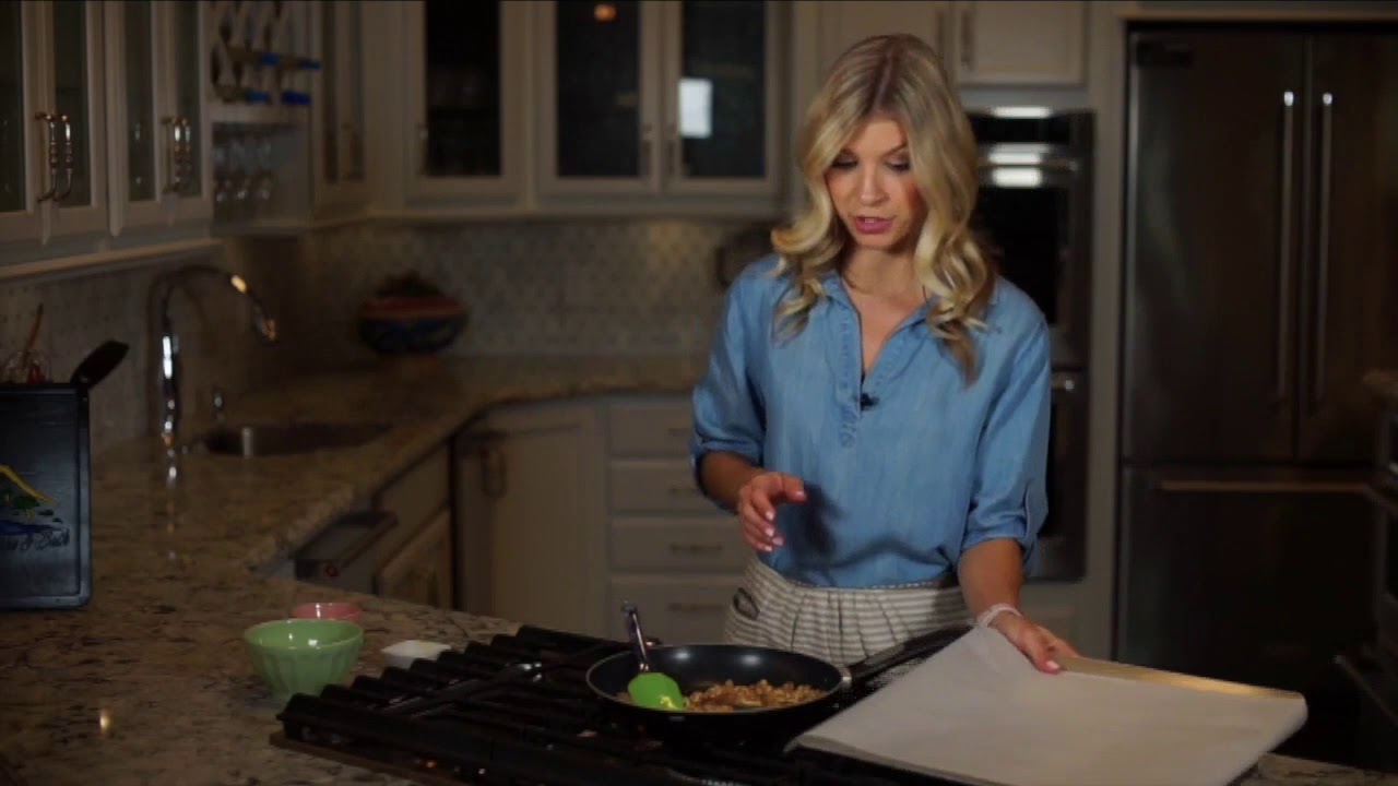 Simply Sweet Allison Candied Walnuts - YouTube