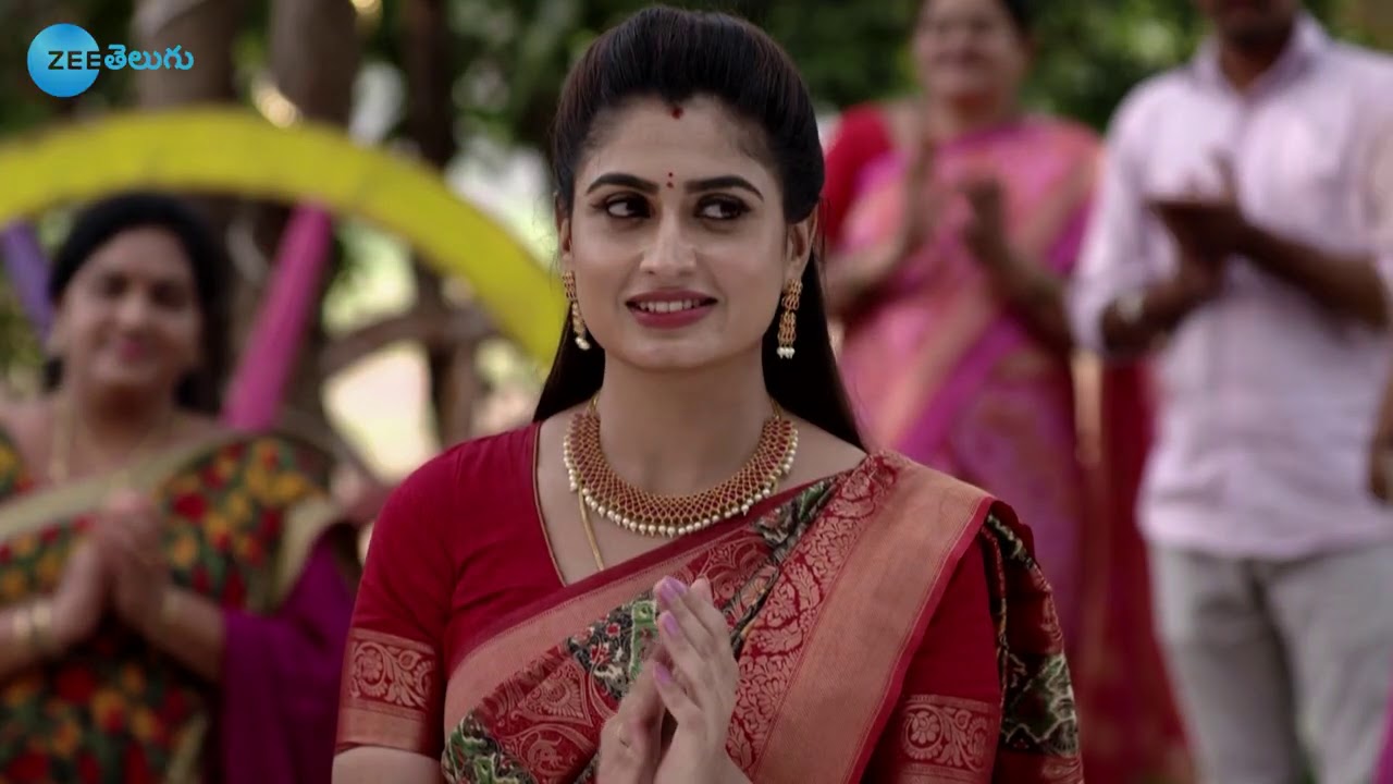 Akka Chellellu - Telugu Tv Serial - Best scene - 415 - Chaitra Rai ...