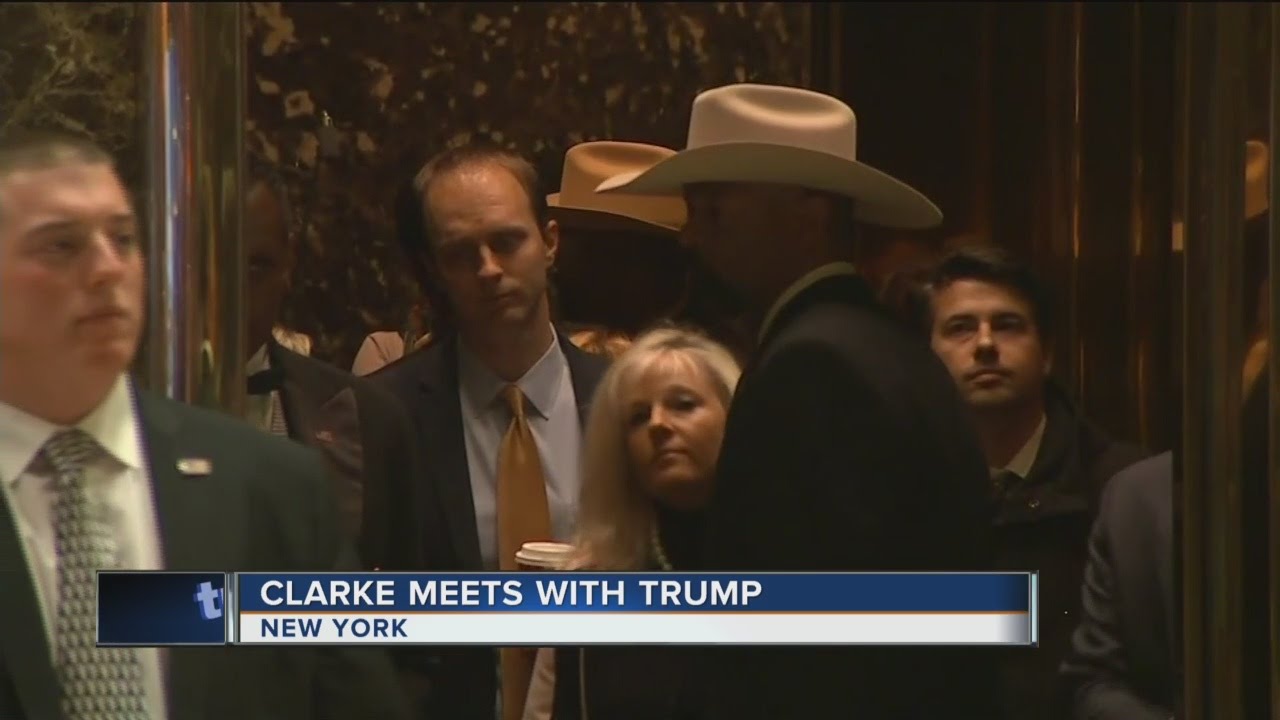 Sheriff David Clarke meets with Donald Trump Monday - YouTube