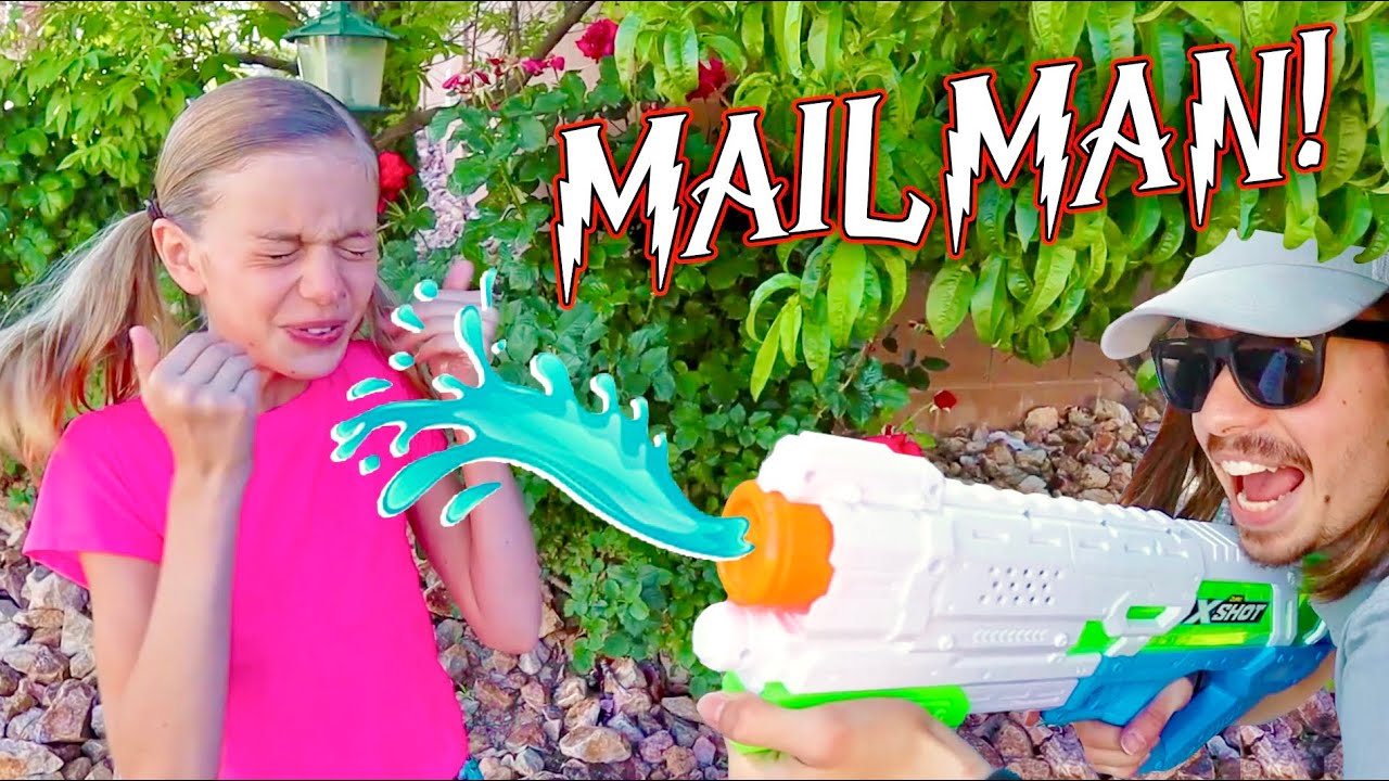 Mailman Caught Kids Trying To Prank Him With Colored Water Balloons ...